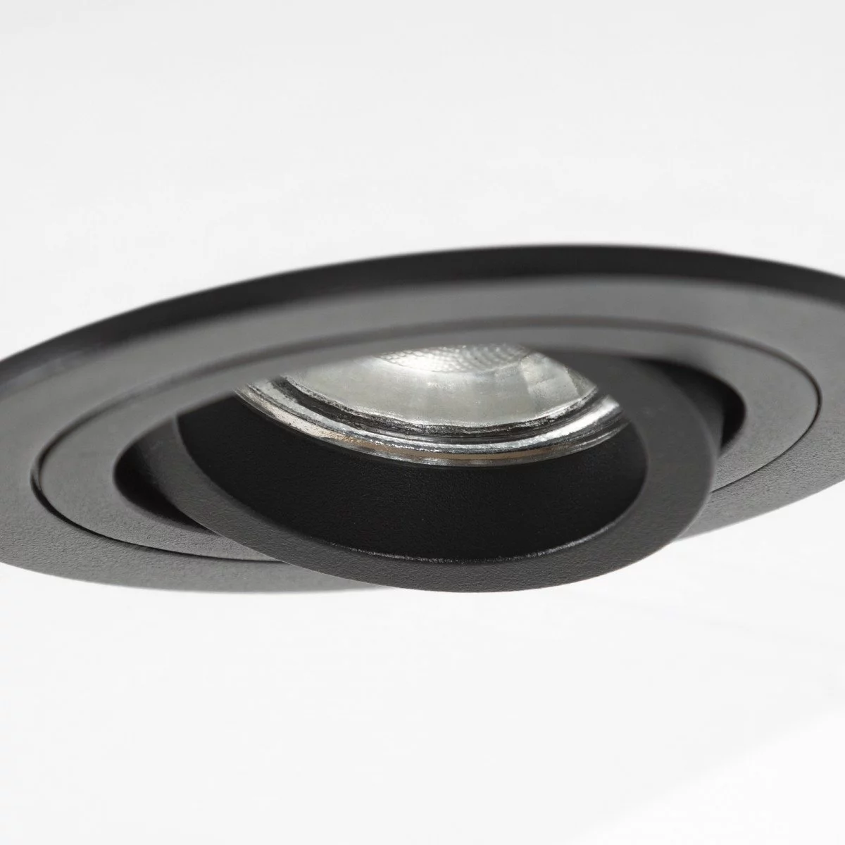 Set de dix spots encastrables Lune ronds noir mat | Nostalux.fr