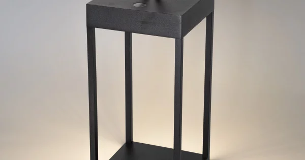 Lanterne noire Carlo tactile rechargeable avec USB